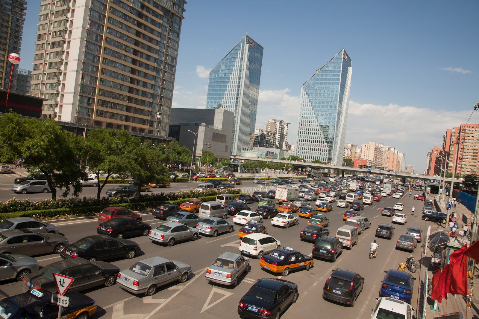 idool Tráfico en la ciudad - Hora pico - Autos por todas partes ...