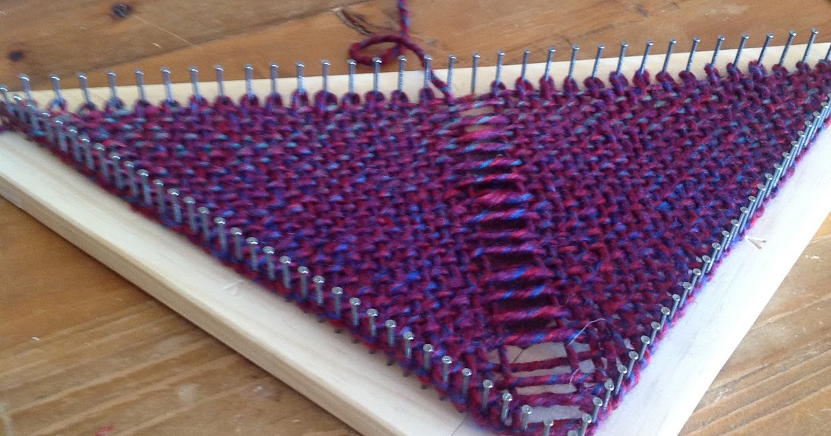 The Reluctant Knitter: tri-loom continuous strand weaving