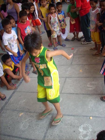 Go Philippines: Larong Piko or Hopscotch