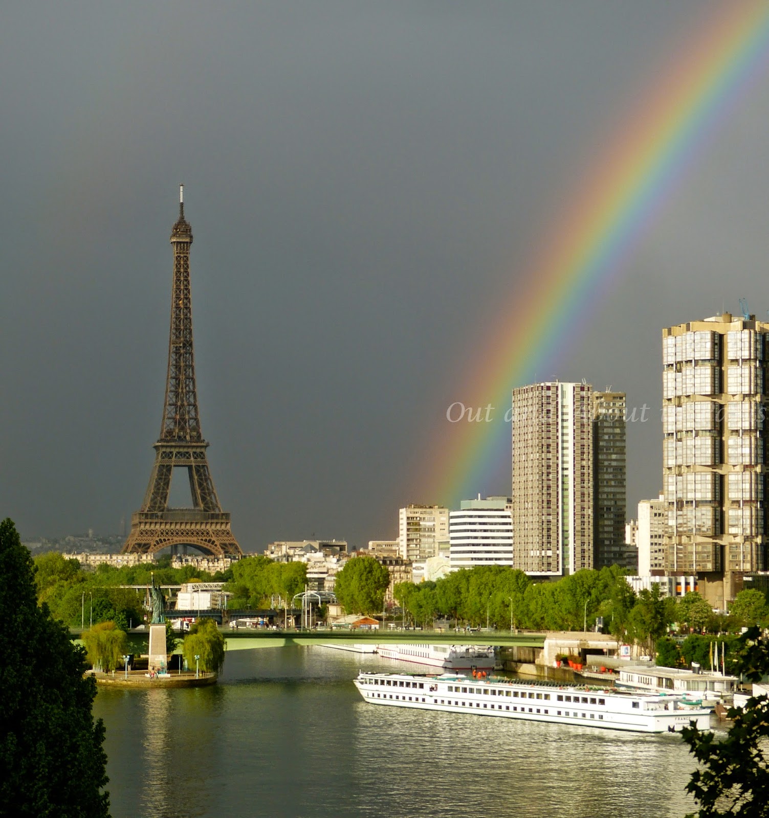 Sunday's Picture and a Song: Double Rainbow (arc-en-ciel) over Paris