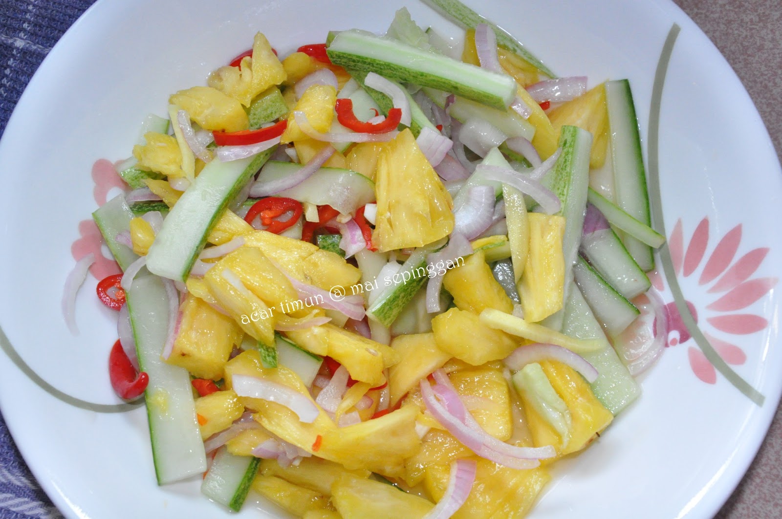 Mai Sepinggan: ACAR TIMUN MENTAH