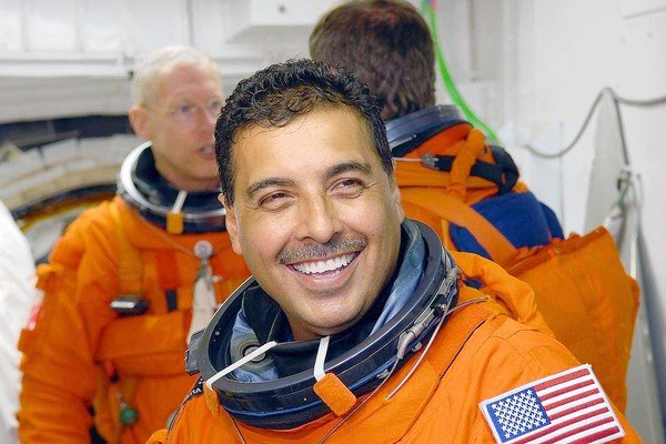 MzTeachuh: Hispanic Heritage Month: Jose Hernandez of California