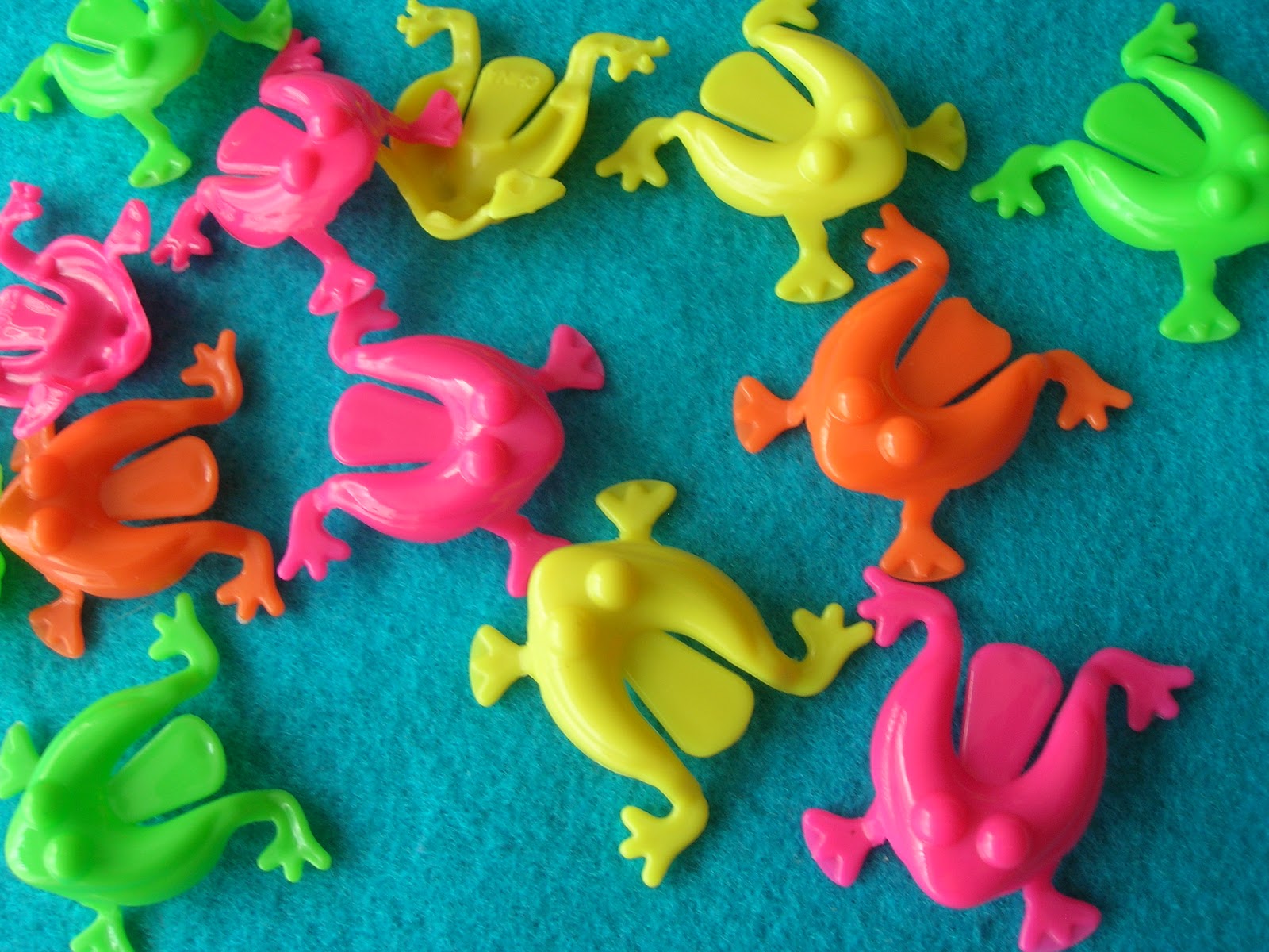 Arts and Crofts: Jumping Frogs