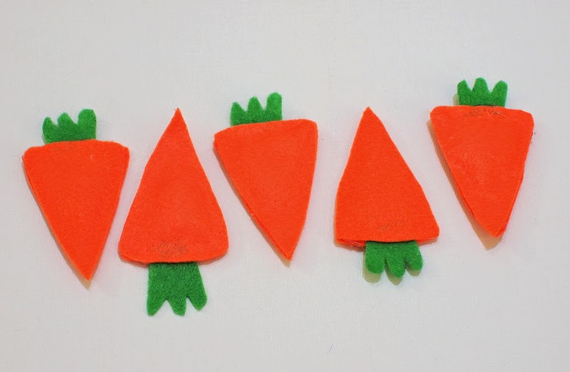 DIY Easter Bunny Bean Bag Toss | Pink Stripey Socks