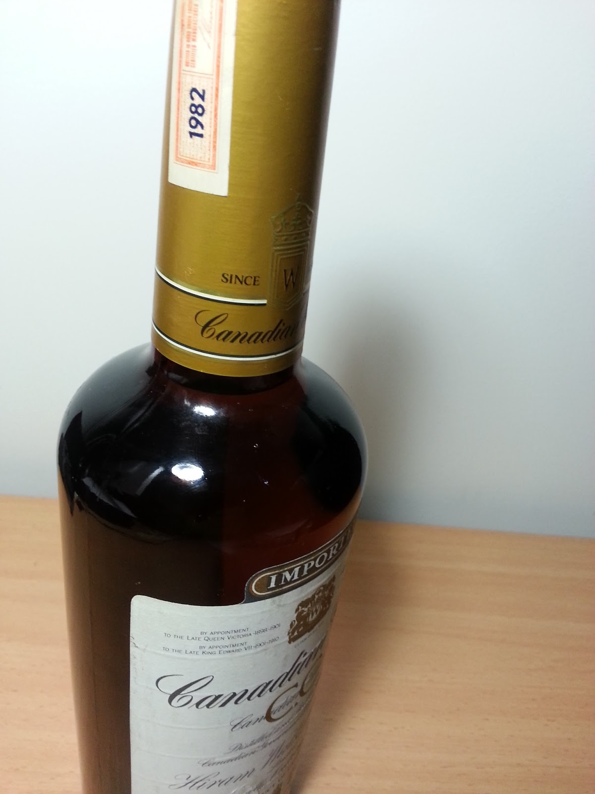 Malt Mileage - Whisky & Spirit Reviews: Canadian Club (bottled 1982) Malt Mileage - Whisky & Spirit Reviews: Canadian Club (bottled 1982)