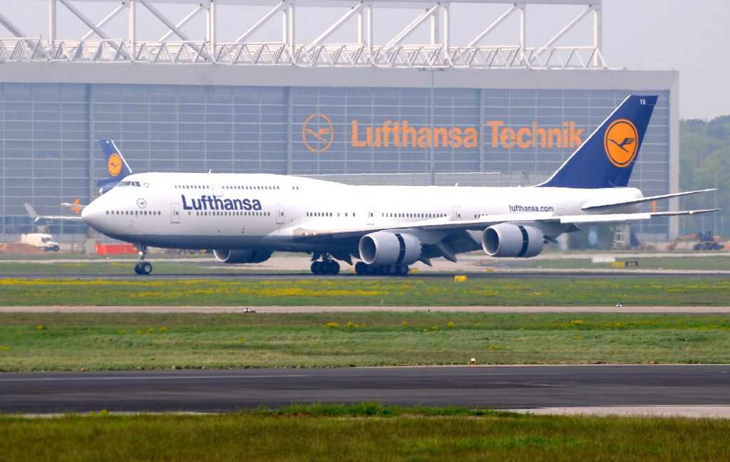Boeing 747-8 Intercontinental Lufthansa - Aviation Worlds