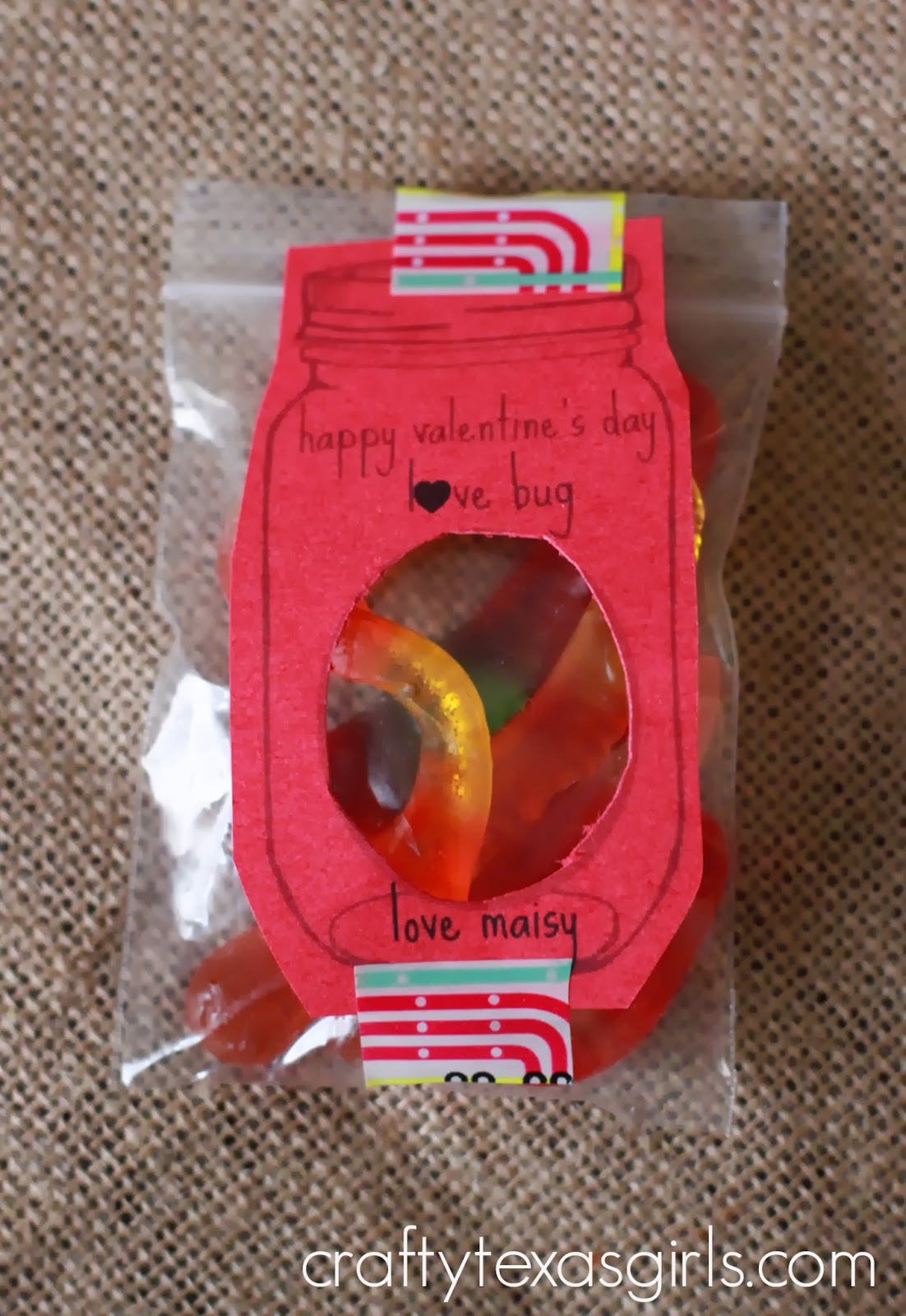 Crafty Texas Girls: Love Bugs : Gummy Worm Valentine