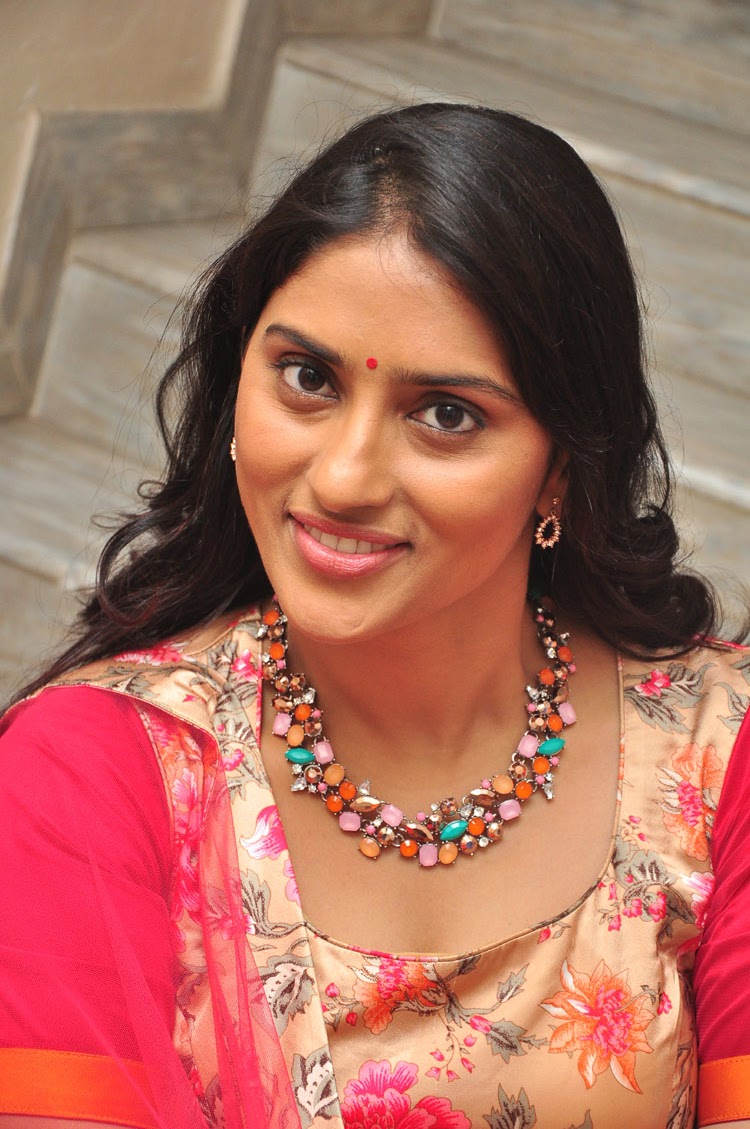 Sri sudha hot photo shoot gallery