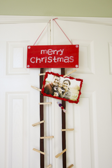 CONTROLLING Craziness Christmas Card Display controlling-craziness-christmas-card-display