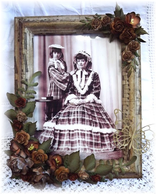 Creating An Altered Vintage Frame, Using Helmar 450 Quick Dry | Helmar