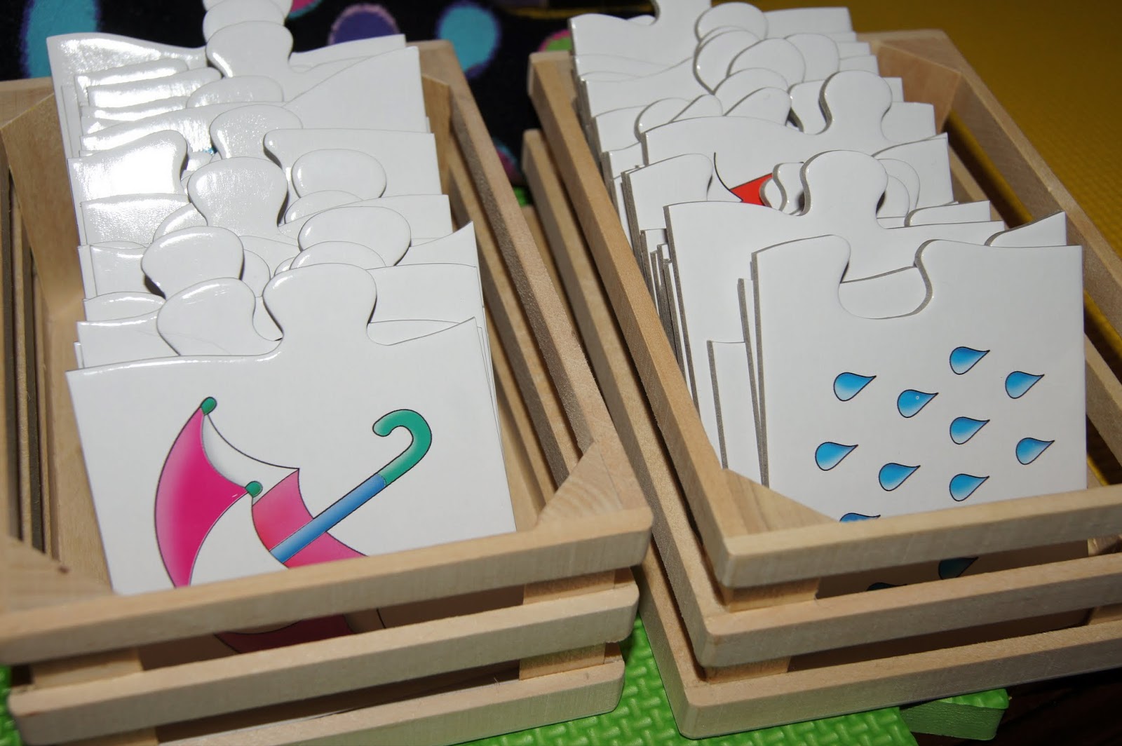 "Making Montessori Ours": Pre reading Puzzle Game, Free Printable Activity