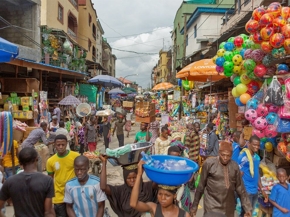 Bensozia Market Vendors Lagos Nigeria bensozia-market-vendors-lagos-nigeria