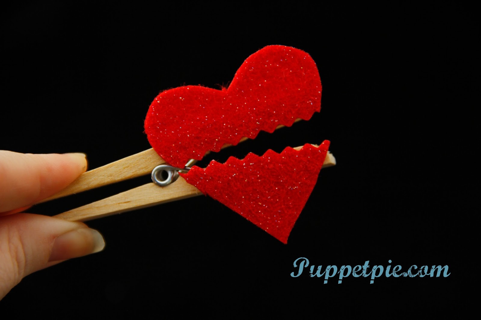 Puppet Pie: Valentine Puppet Tutorial Puppet Pie: Valentine Puppet Tutorial