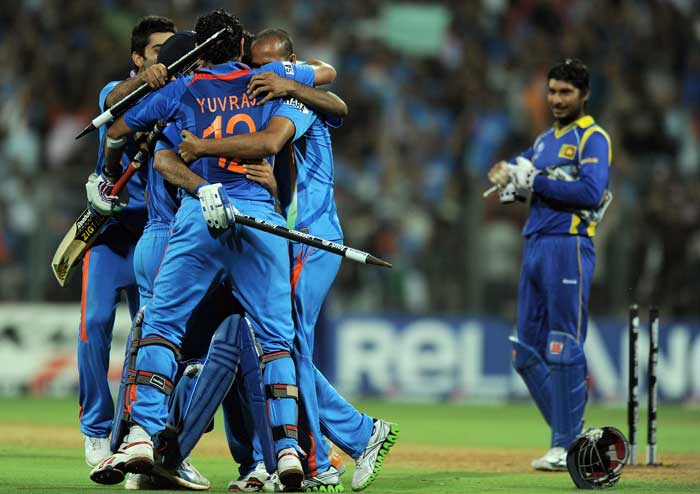 Viswafriends India Winning 2011 Cricket World Cup Moment Photos viswafriends-india-winning-2011-cricket-world-cup-moment-photos