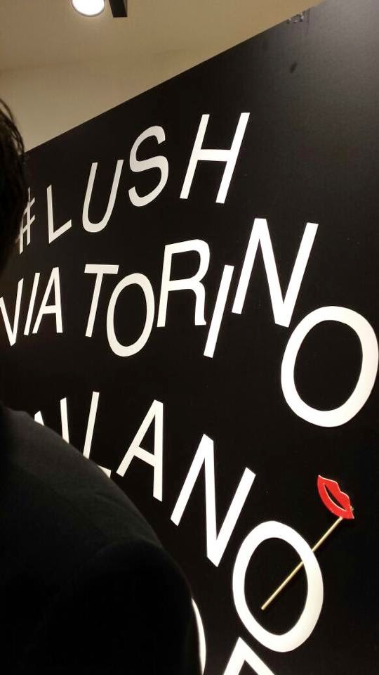 New opening Lush Milano - Via Torino - Le avventure di Anna Pernice - Travel Fashion Tips