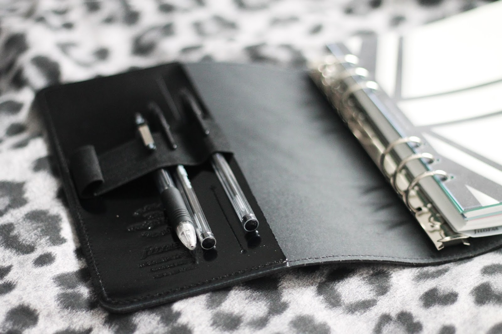 Hands Of Style Filofax The Original A5 Organiser hands-of-style-filofax-the-original-a5-organiser