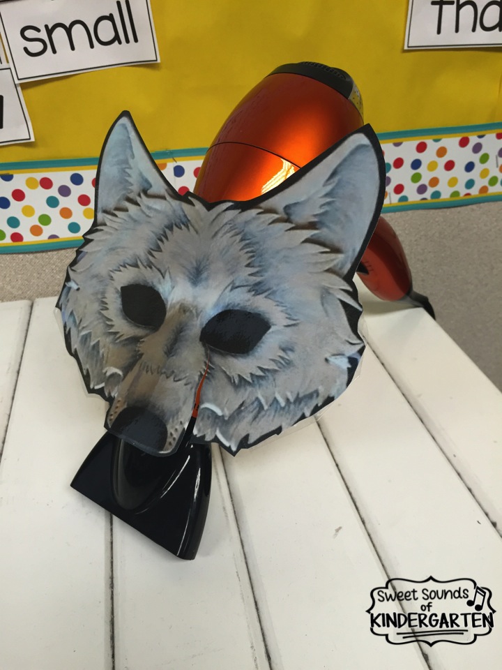 Sweet Sounds of Kindergarten : The 3 Little Pigs- STEM Challenge!!