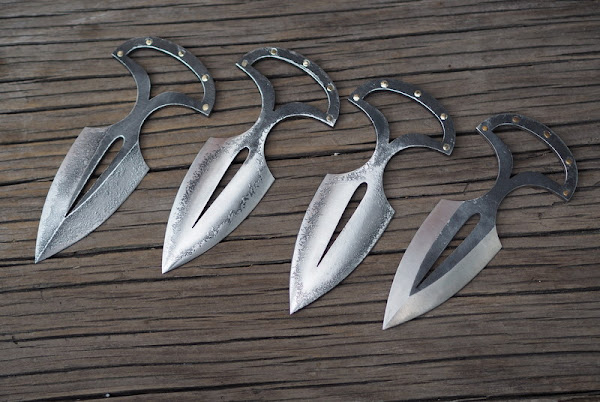 Push daggers | BladeForums.com