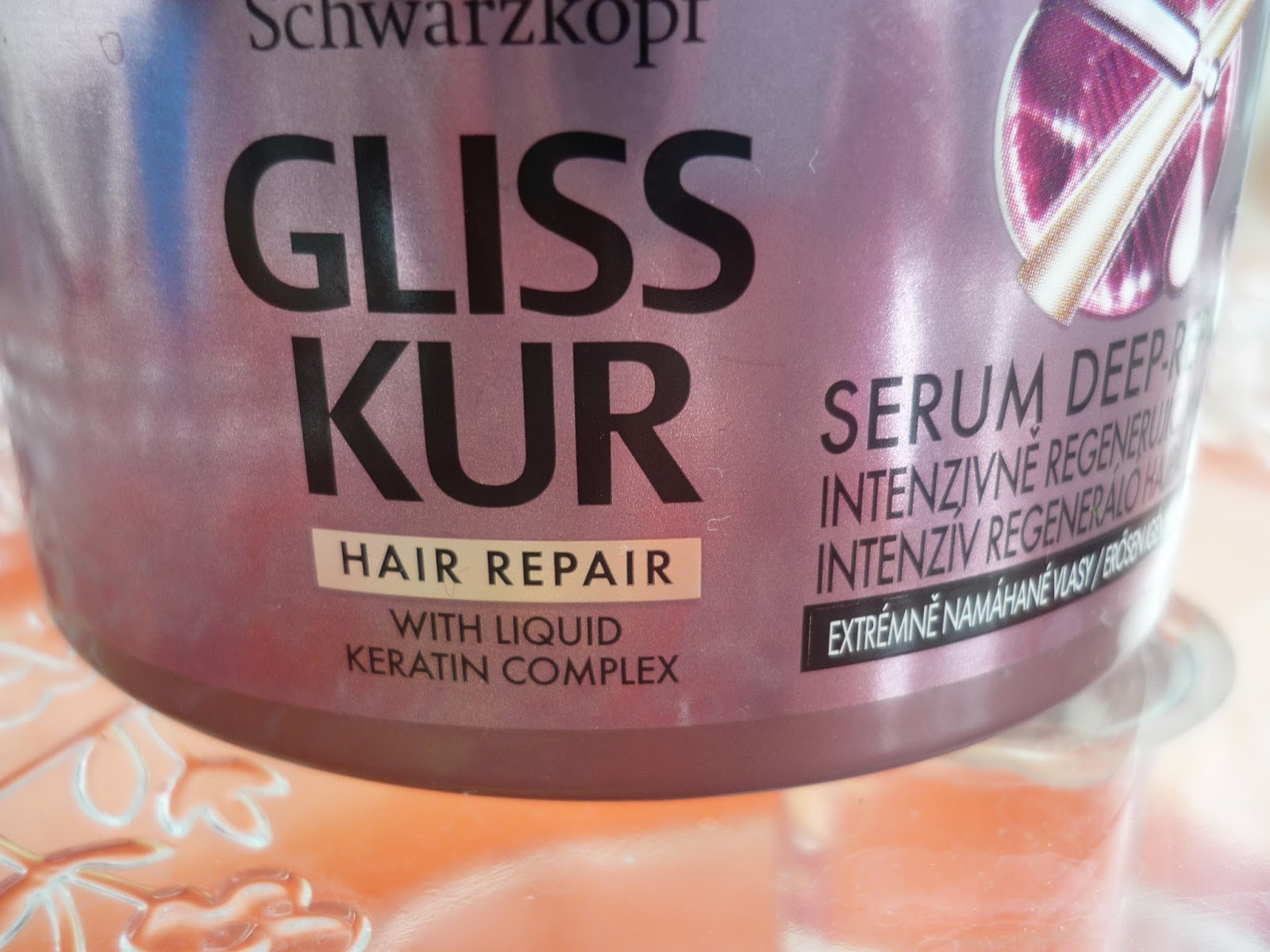 Cosmetics Generation: Schwarzkopf Gliss Kur - Hair Repair - maska na vlasy