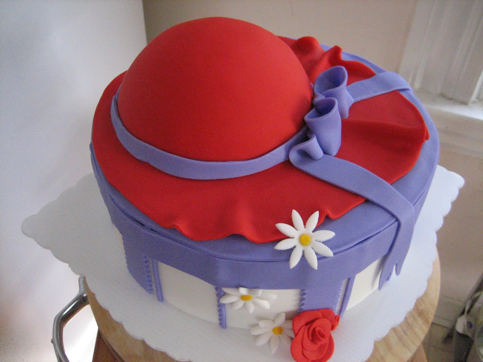 Kakes By Klassic Red Hat Scoiety Cake kakes-by-klassic-red-hat-scoiety-cake