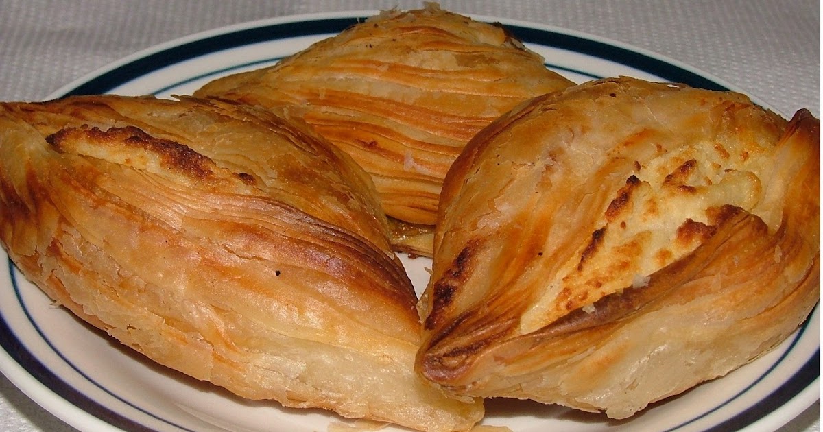 Mill-KCINA: Savoury Cheese Cakes (Pastizzi)