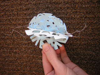 This Little Project: Paper Snowball Tutorial