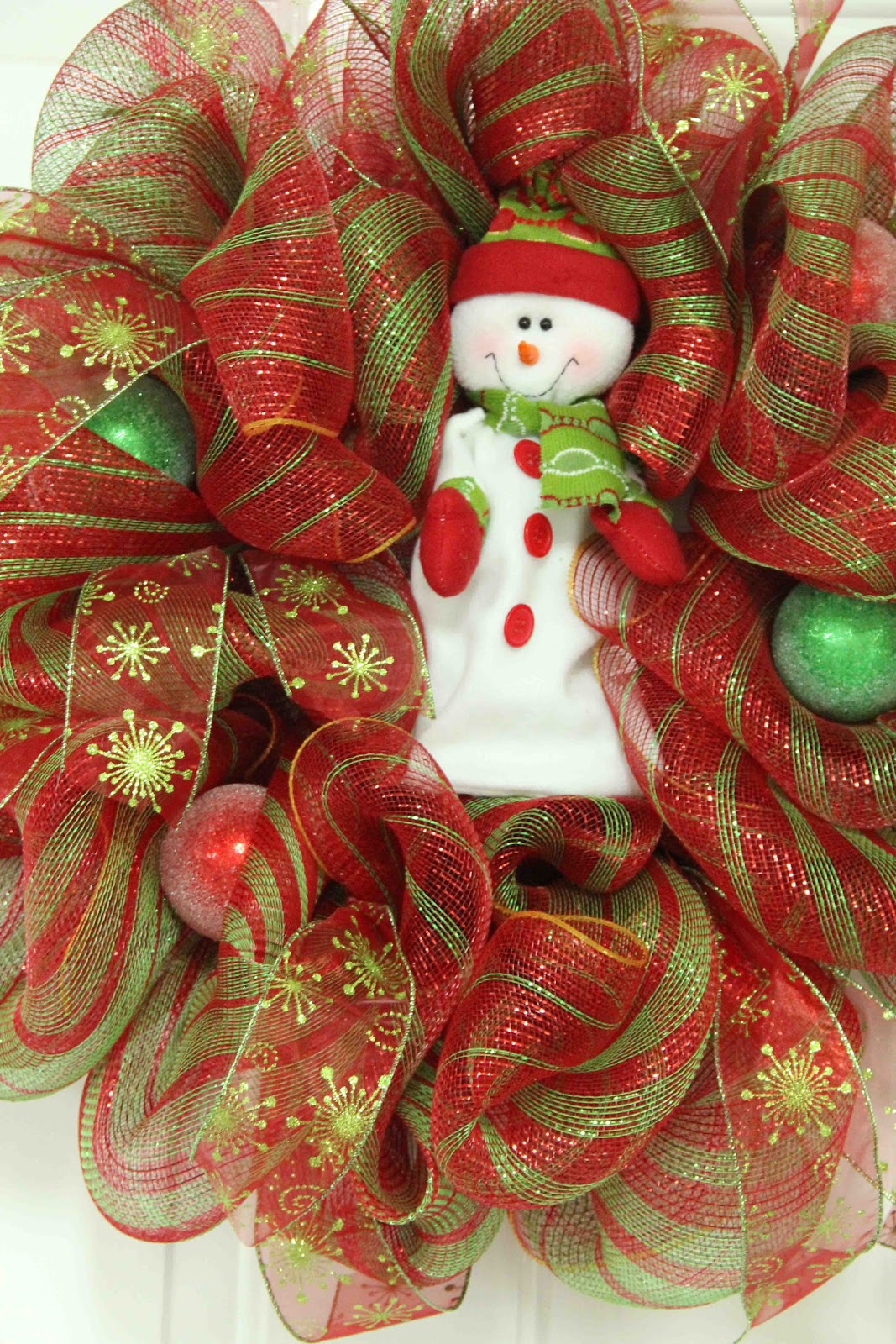 A Little Of Me Mesh Ribbon Christmas Wreaths a-little-of-me-mesh-ribbon-christmas-wreaths