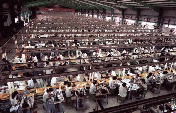 Abercrombie And Fitch To Slaves And Sweatshops The History Of Sweatshops abercrombie-and-fitch-to-slaves-and-sweatshops-the-history-of-sweatshops