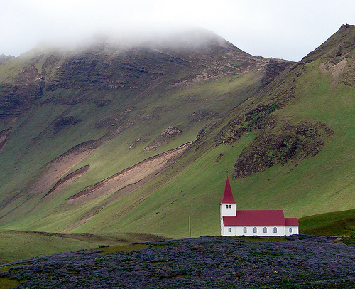 Good Church Design Roofed In Red good-church-design-roofed-in-red