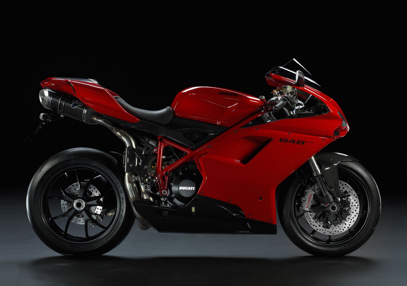 Burn The Hell s Highway 2011 Ducati 848 EVO burn-the-hell-s-highway-2011-ducati-848-evo