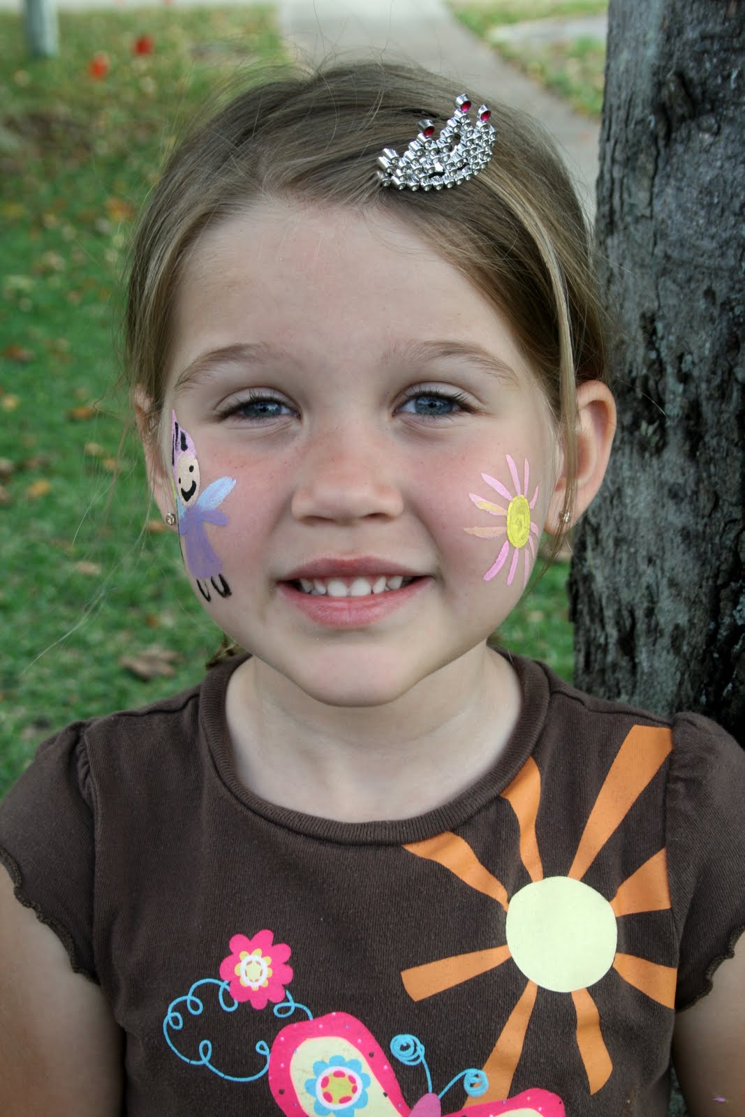 In His Grace Face Painting Or How To Make A 4 Year Old Happy in-his-grace-face-painting-or-how-to-make-a-4-year-old-happy