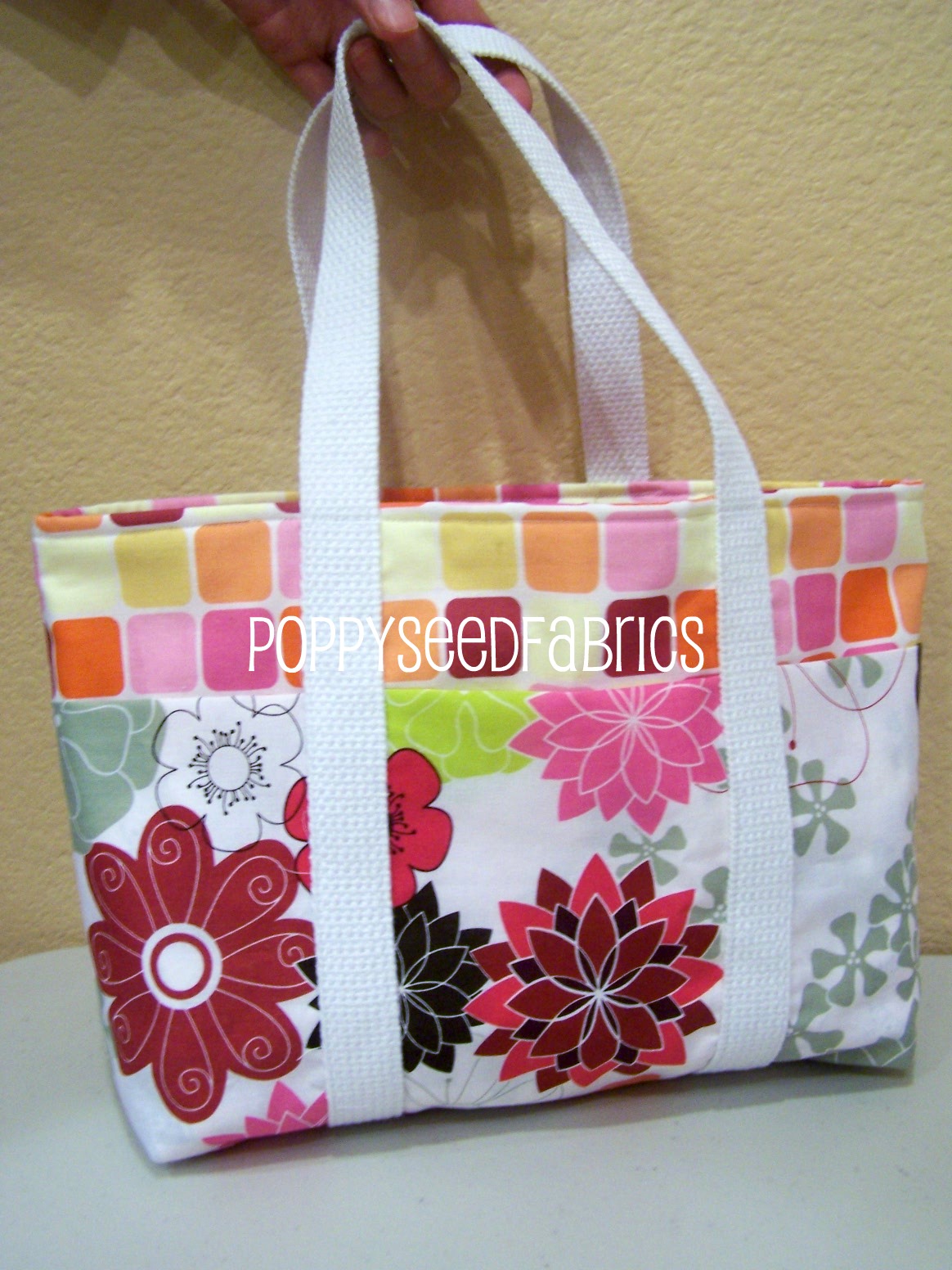 POPPYSEED FABRICS Super Easy Tote Bag Tutorial updated poppyseed-fabrics-super-easy-tote-bag-tutorial-updated