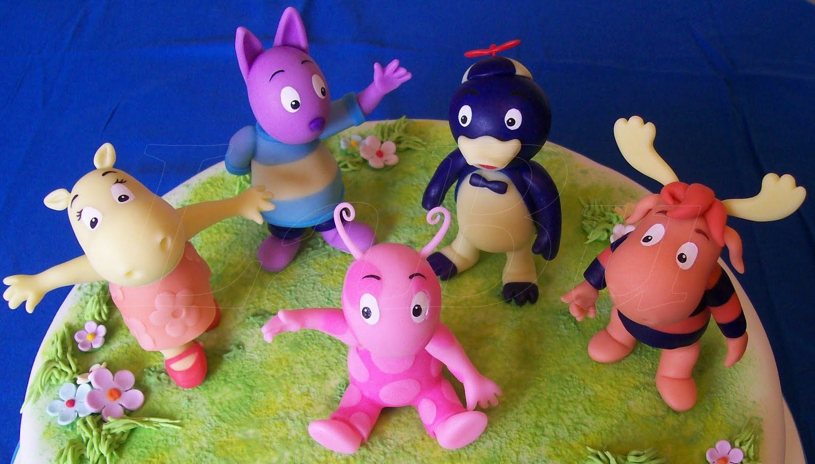 Los Backyardigans en porcelan fria paso a paso - Imagui