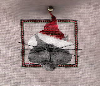 Freebie Gallery: Kit Kat and the Santa's Hat