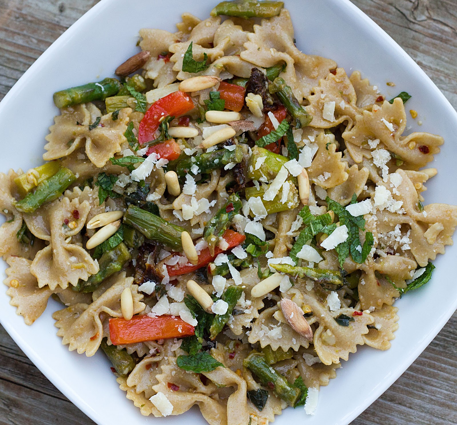fabulous fridays: Pasta with spring flavours