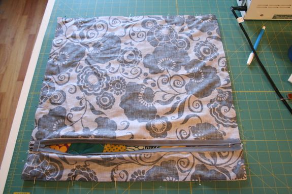 Miss Make: Quilted and Zippered Throw Pillow Tutorial