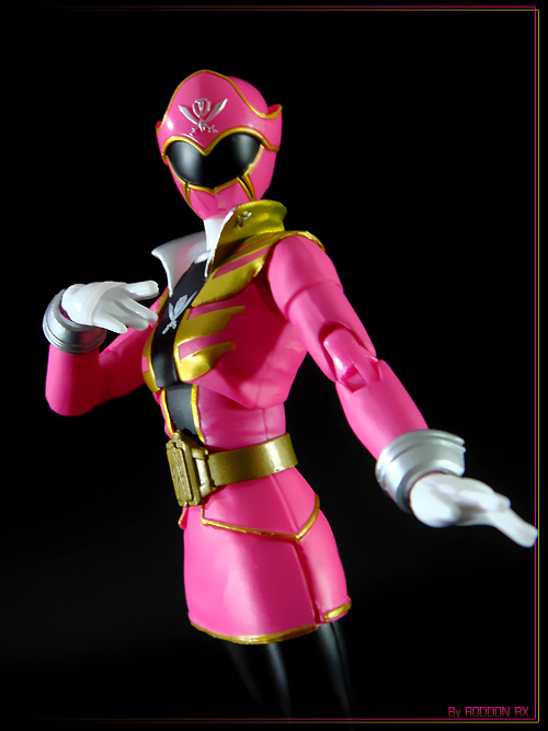 Show กะ RODDON_RX: S.H.Figuarts GOKAI PINK (ゴーカイピンク)