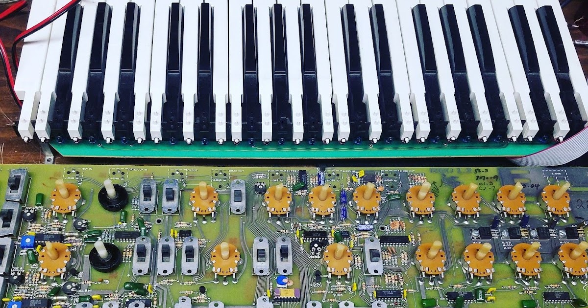 MATRIXSYNTH: Sequential Circuits Pro One Keyboard Synthesizer SN 2233