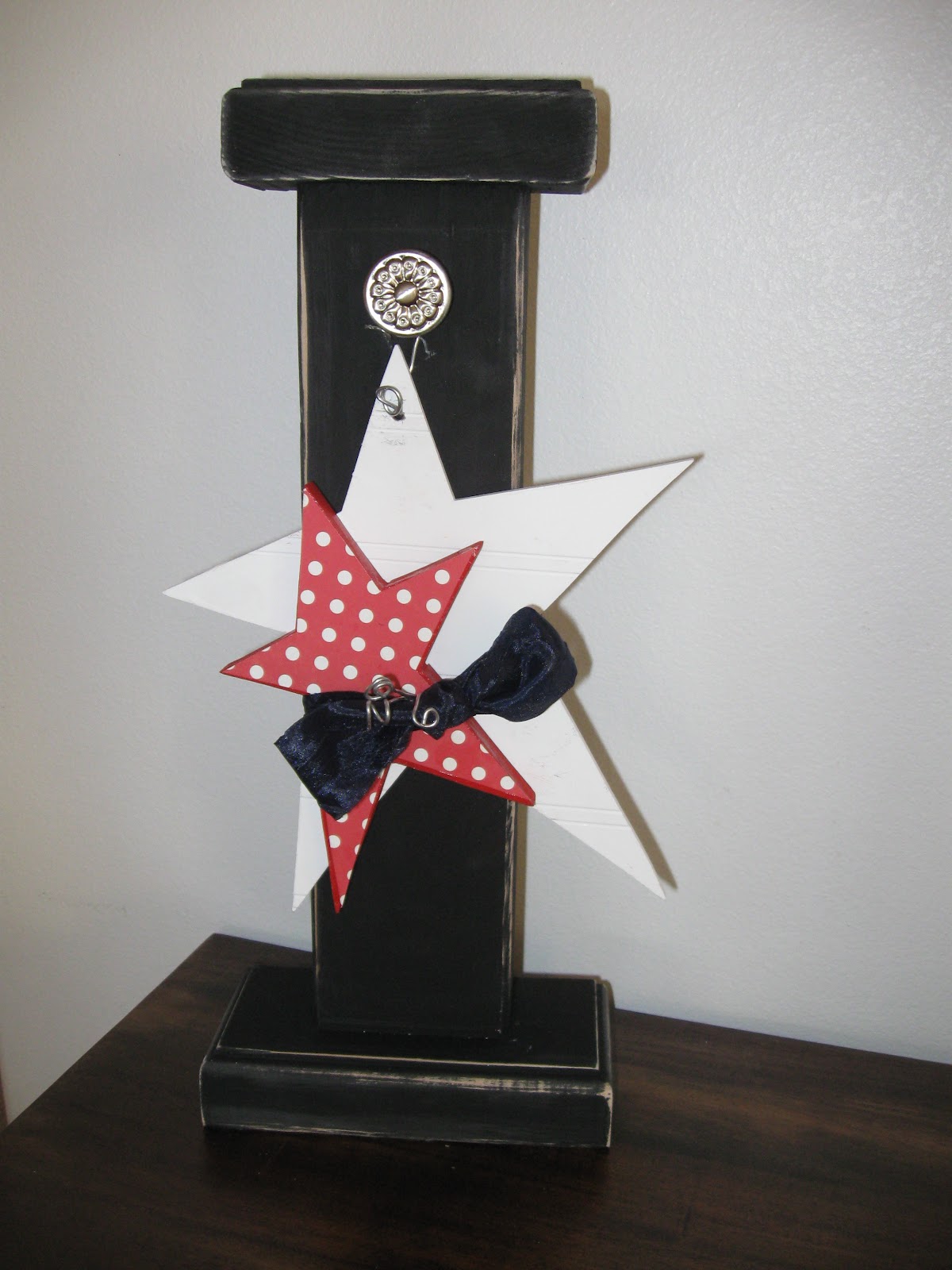 The Wood Garden: Porch Sitters and Shelf Sitters