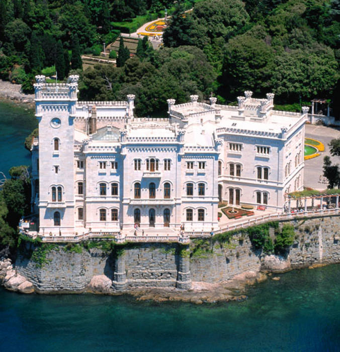 Flash sul mondo ... di tutto, di più: Trieste. Il Castello di Miramare