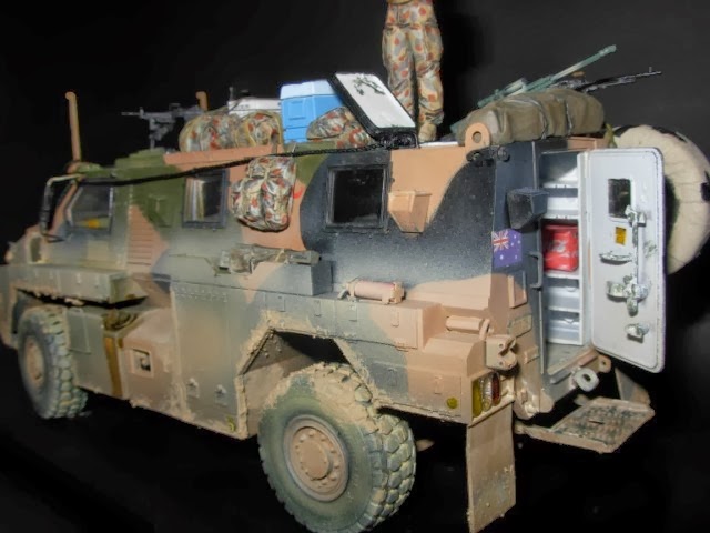 Modelismo Naval : BUSHMASTER 1:35 SOWCASE AUSTRALIA