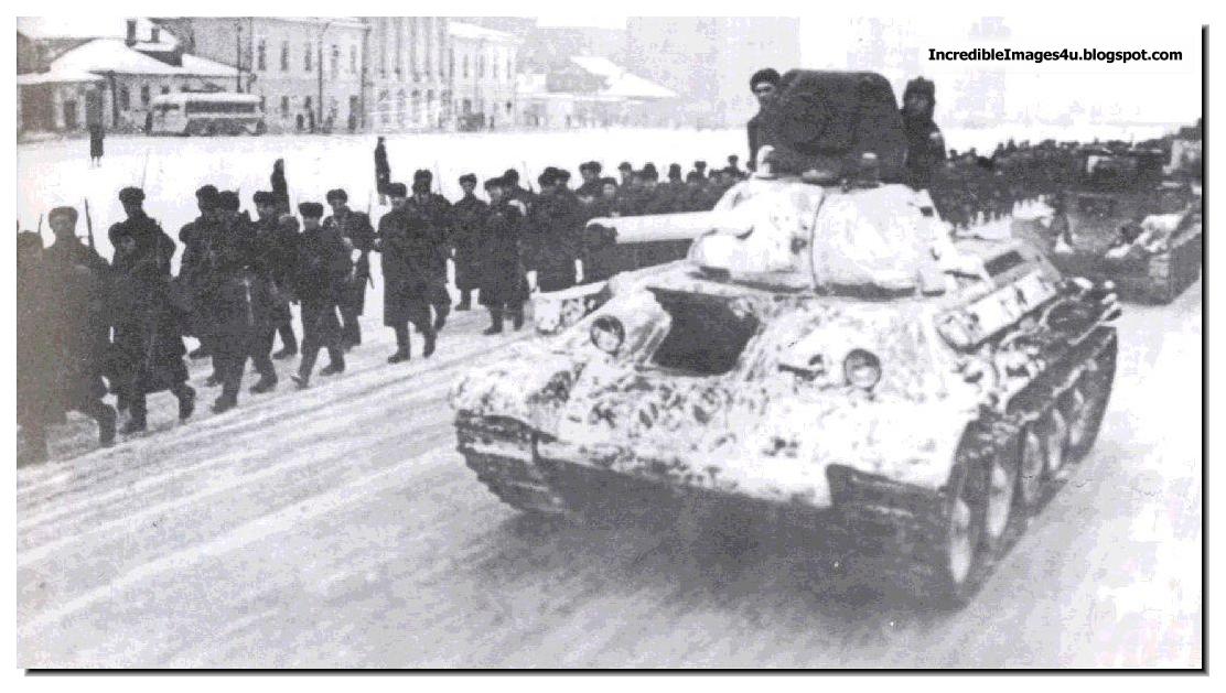 HISTORY IN IMAGES: Pictures Of War, History , WW2: Battle Of Moscow ...