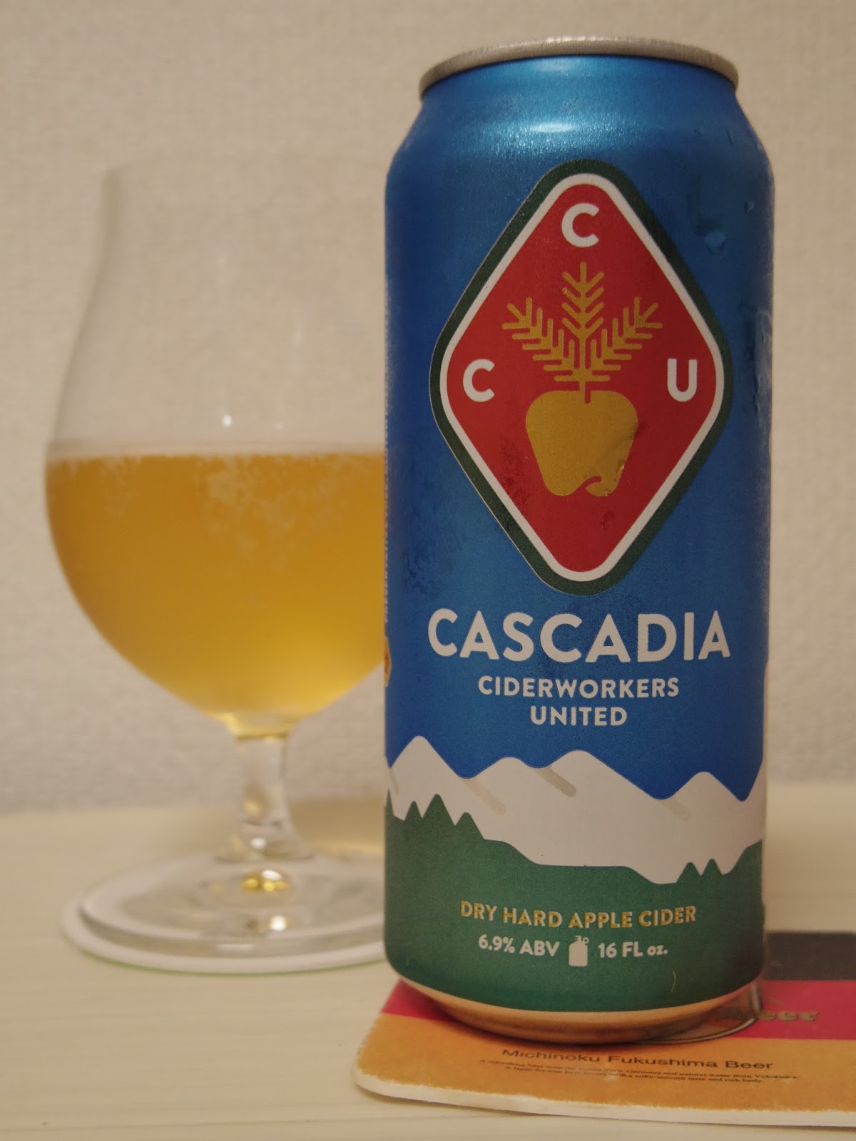 Cascadia Cideworkers United「Dry Hard Apple Cider」（カスケーディア「ドライ・ハード・アップル ...