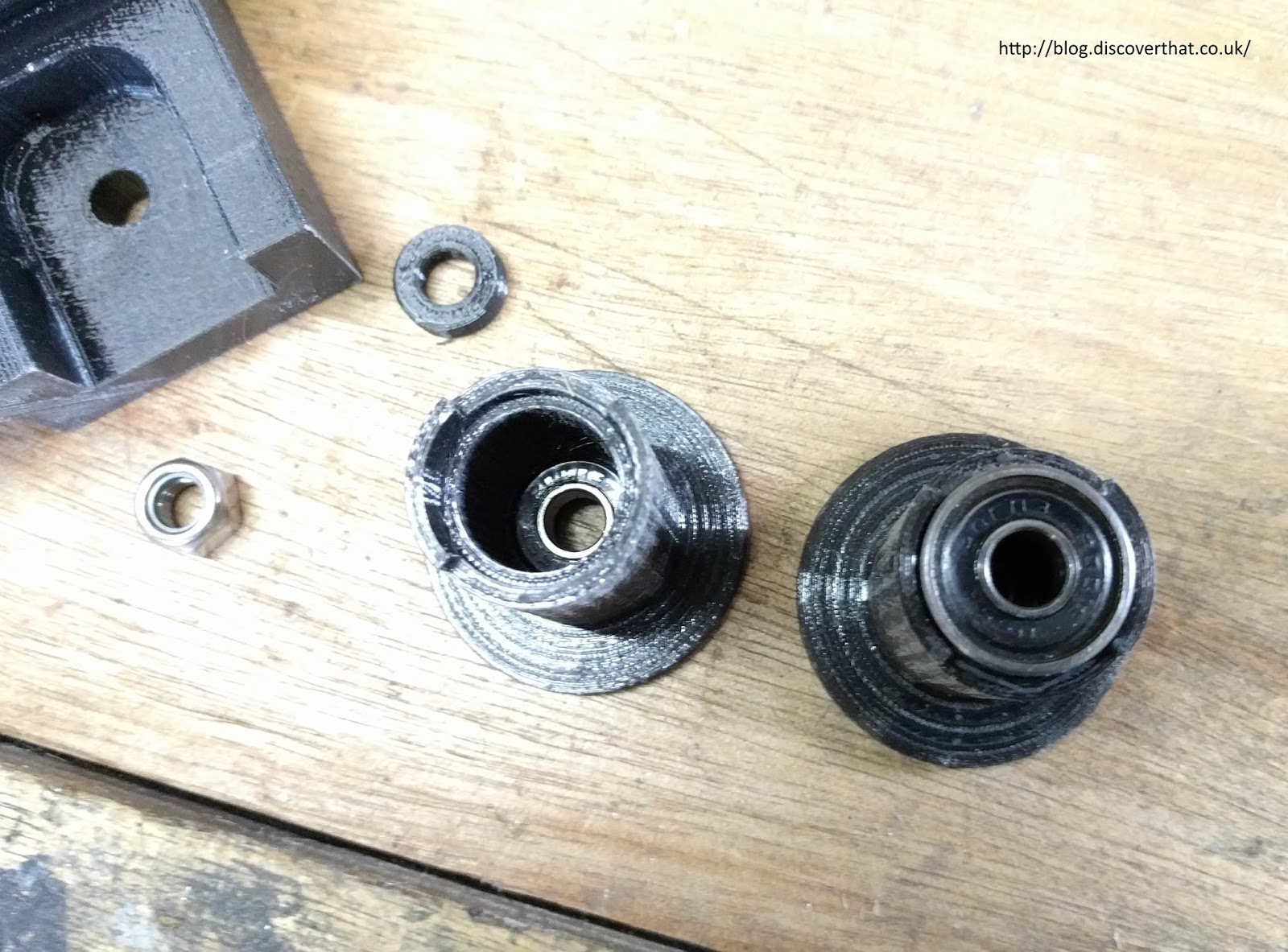 DiscoverThat - Journal: Filament spool spindle