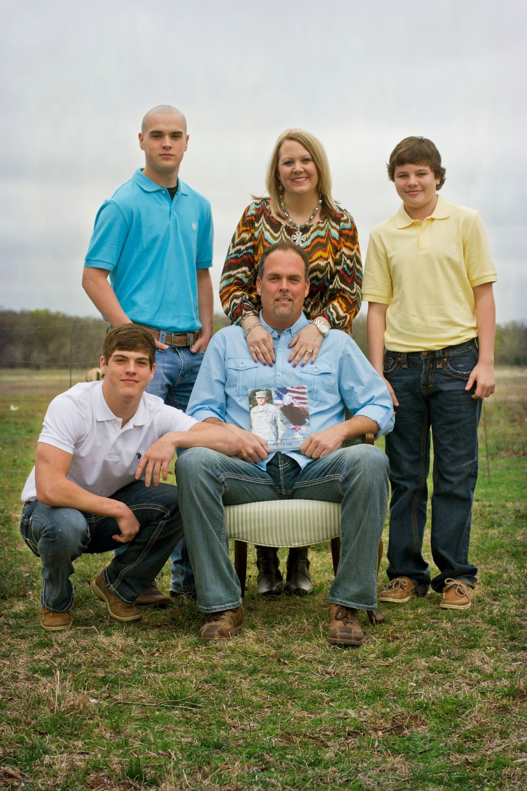 3 birds photos: The Collins Family