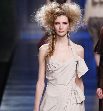 Peinados y mas Peinados: Vuelve el pelo cardado