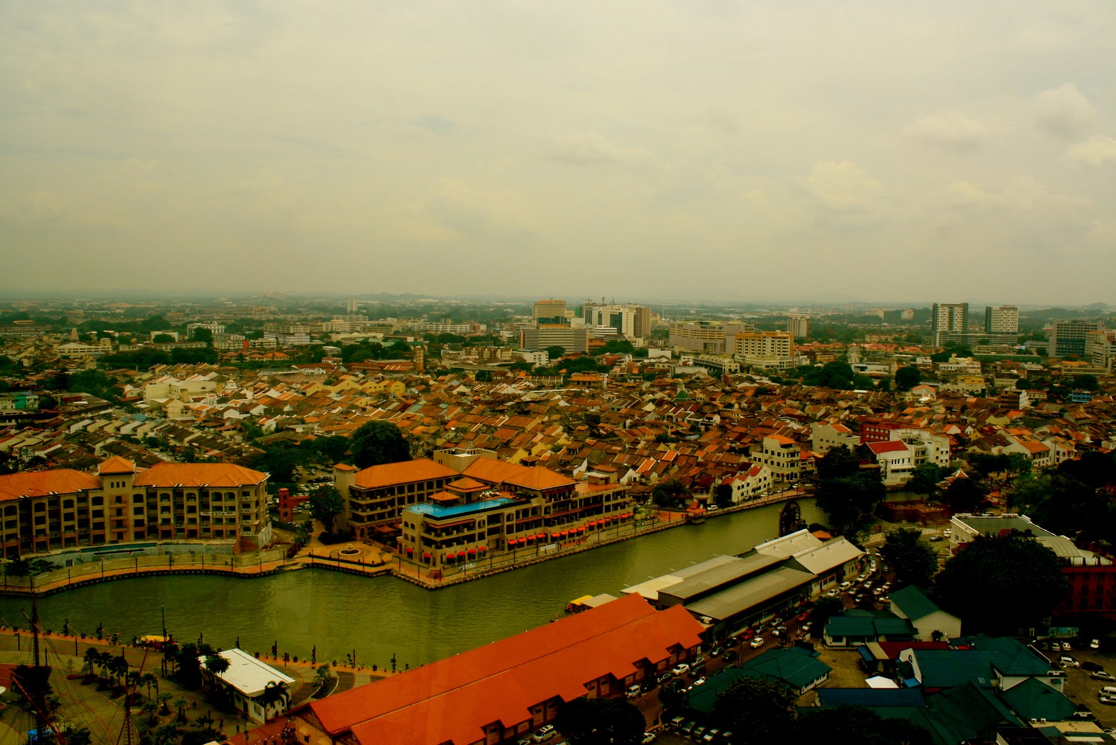 it's a journey: Taming Sari Tower, Malacca