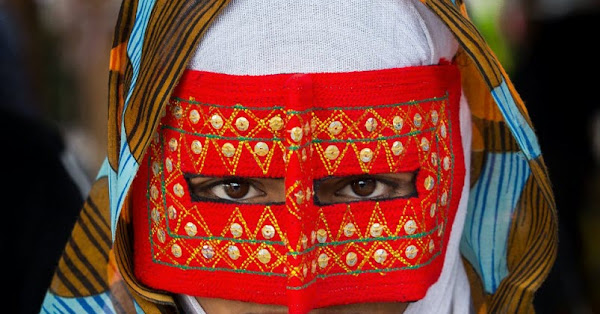 The Masked Women of Iran | Amusing Planet