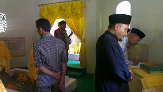 KELUARGA PAJAR, PARIMBUNIS: ZIARAH MAKAM DAENG CHELAK / DAENG MEREWAH ...