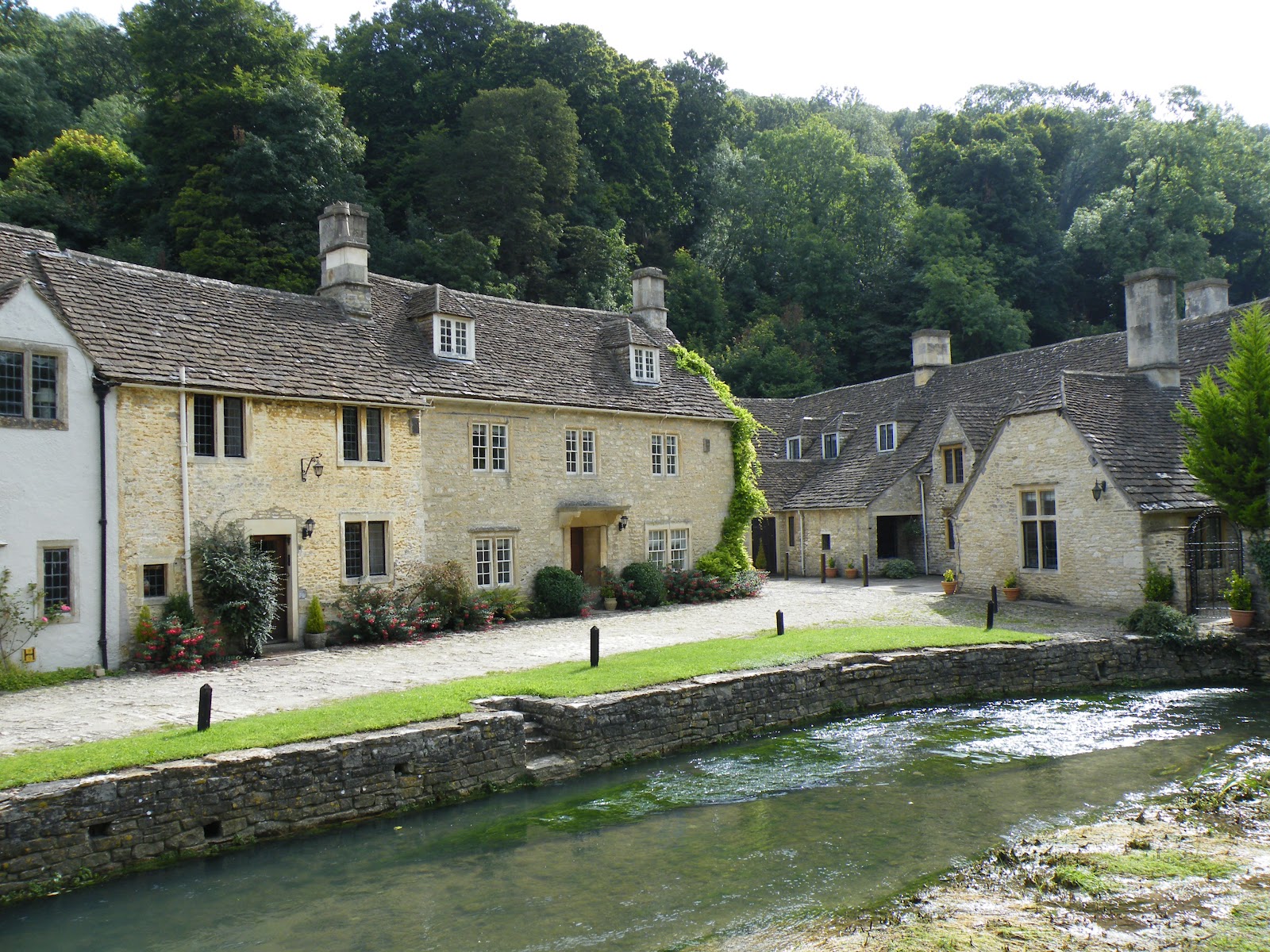 Share My Journey: Castle Combe: Was it closed the day we visited!